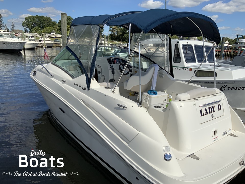 2010 Sea Ray 240 Sundancer for sale. View price, photos and Buy 2010 ...