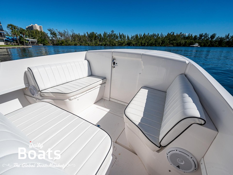 2009 Intrepid 323 Cuddy for sale. View price, photos and Buy 2009 ...