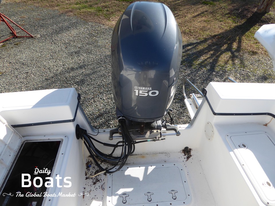 2005 May-Craft 2000Cc for sale. View price, photos and Buy 2005 May ...