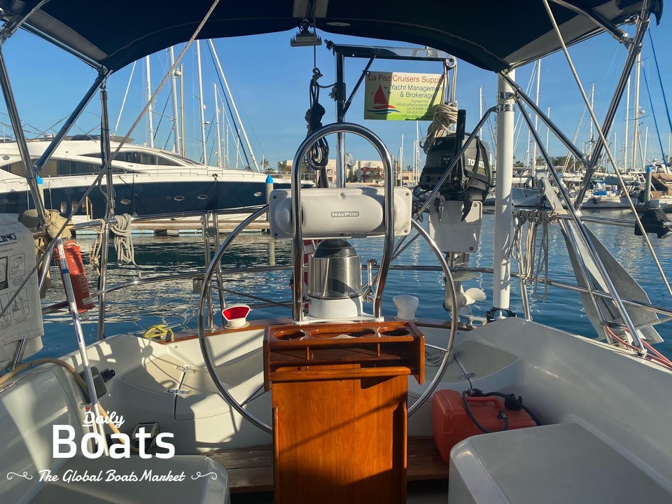 1988 Ericson 38-200 for sale. View price, photos and Buy 1988 Ericson ...