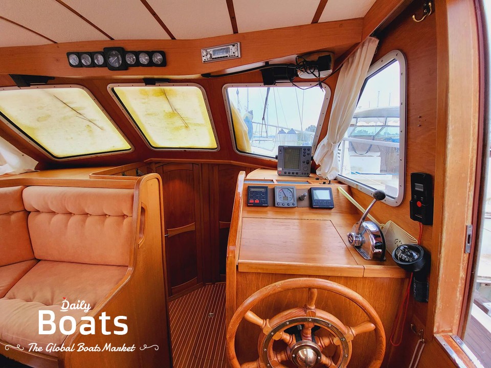 1997 Nauticat 331 for sale. View price, photos and Buy 1997 Nauticat ...