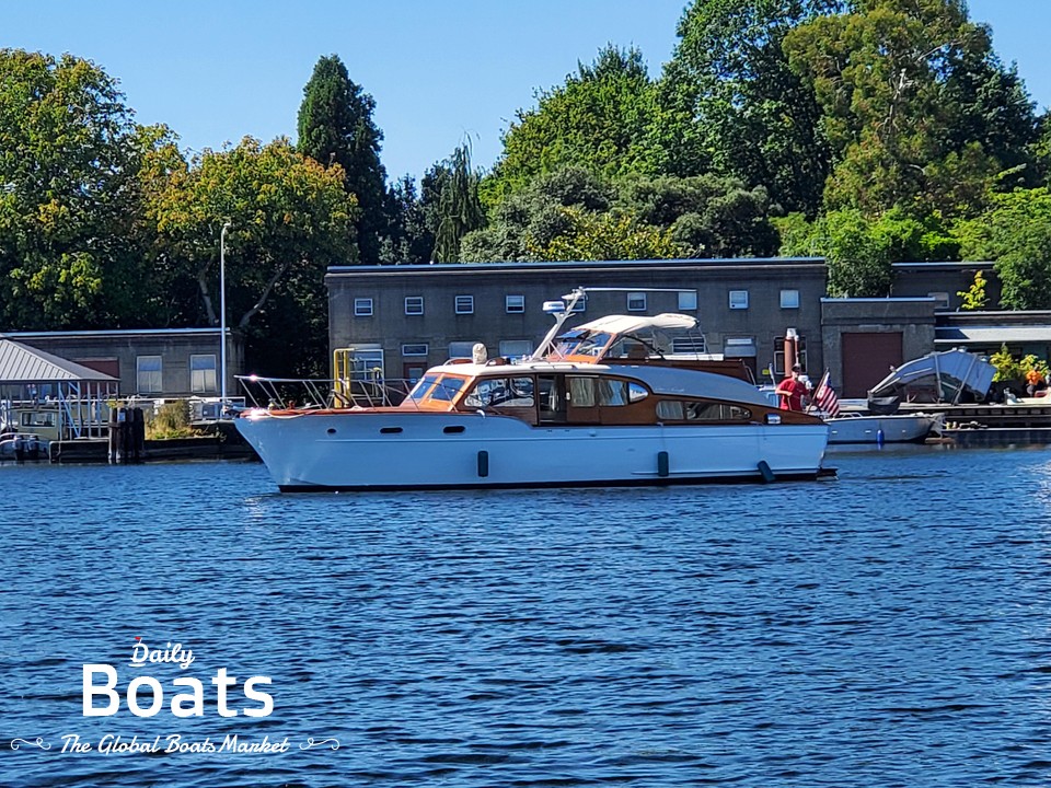 1955 Chris-Craft Commodore 42 for sale. View price, photos and Buy 1955 ...