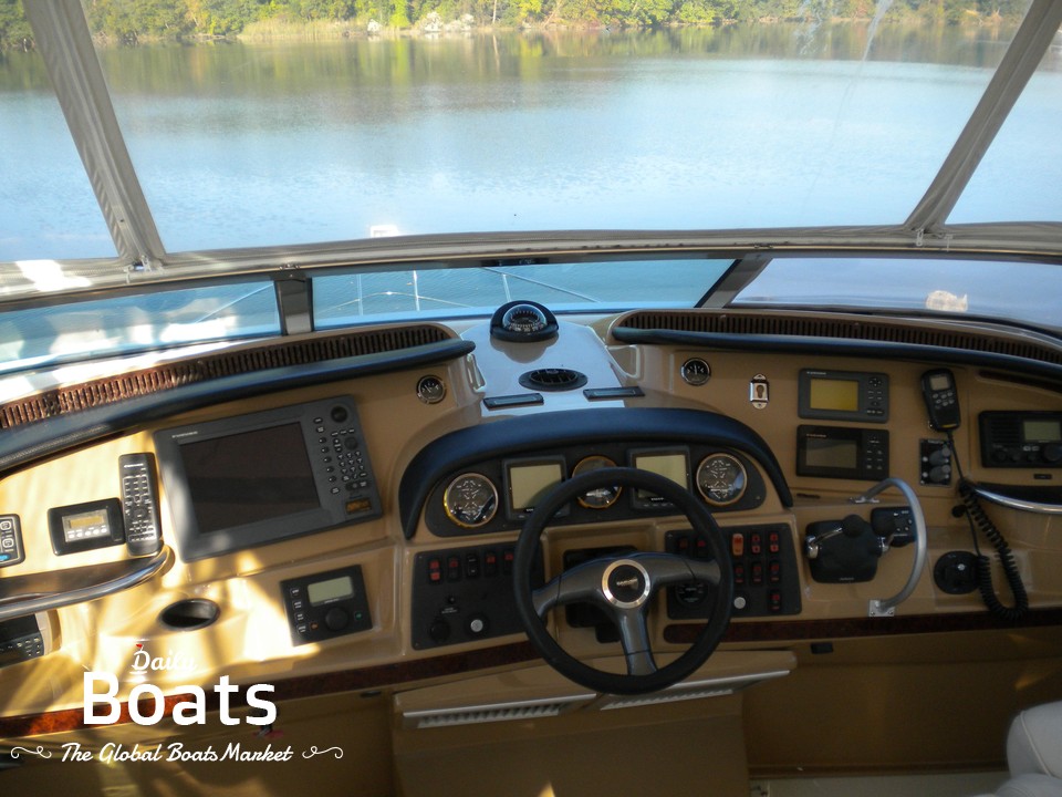 2003 Carver 564 Cockpit Motor Yacht for sale. View price, photos and ...