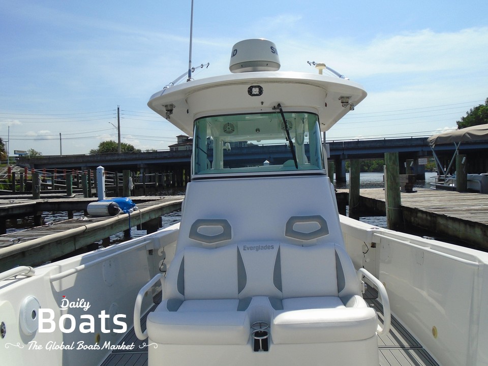 2005 Everglades 290 Pilot for sale. View price, photos and Buy 2005 ...