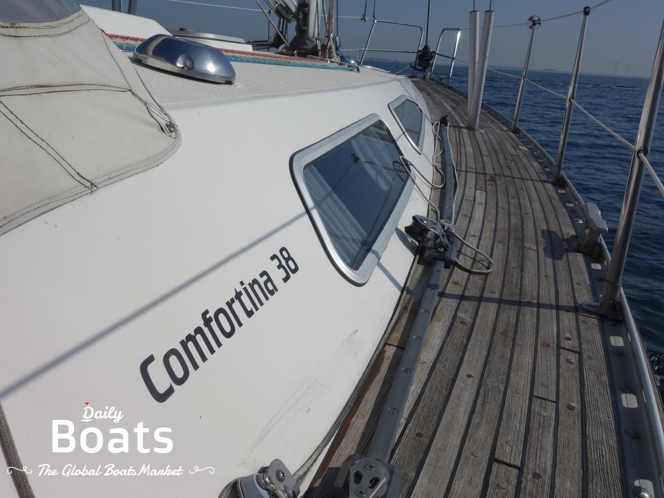 1997 Comfortina 38 for sale. View price, photos and Buy 1997 Comfortina ...