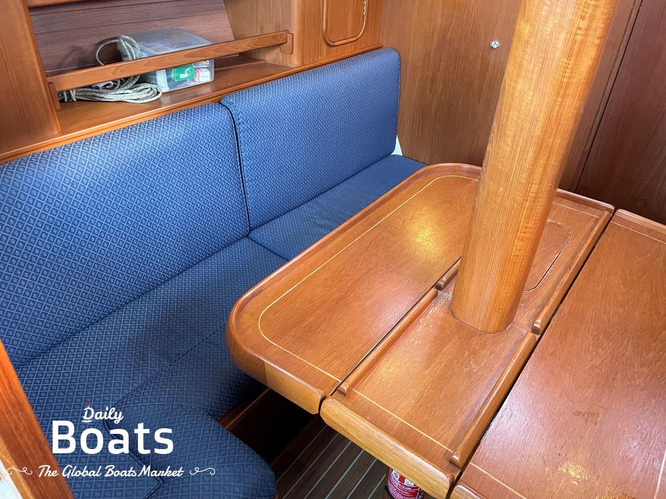 2000 Westerly Ocean 33 for sale. View price, photos and Buy 2000 ...