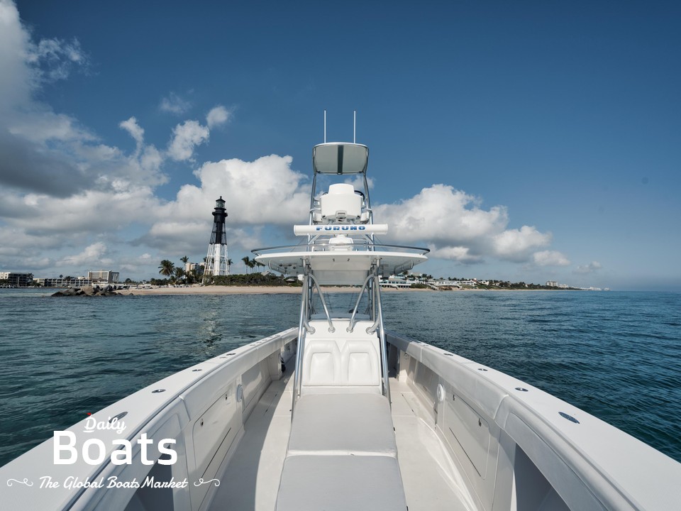 2010 Jupiter 38 Cc for sale. View price, photos and Buy 2010 Jupiter 38 ...