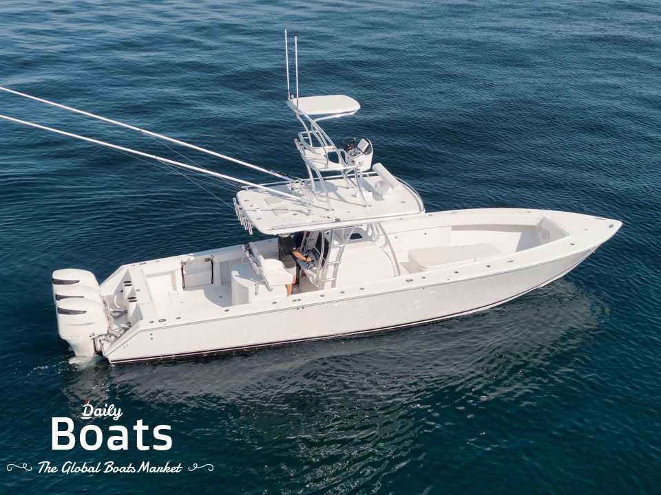 2010 Jupiter 38 Cc for sale. View price, photos and Buy 2010 Jupiter 38 ...