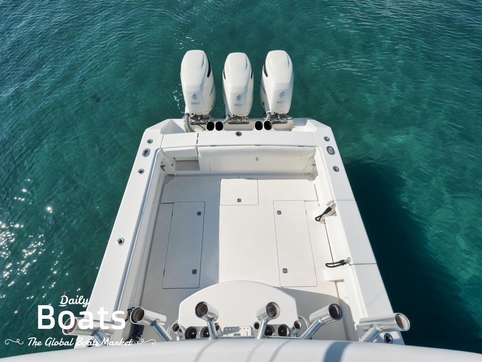 2010 Jupiter 38 Cc for sale. View price, photos and Buy 2010 Jupiter 38 ...