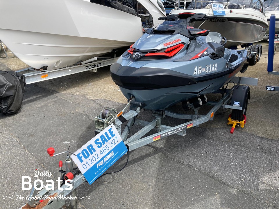 2018 Sea-Doo Rxt 300 for sale. View price, photos and Buy 2018 Sea-Doo Rxt 300 #293916