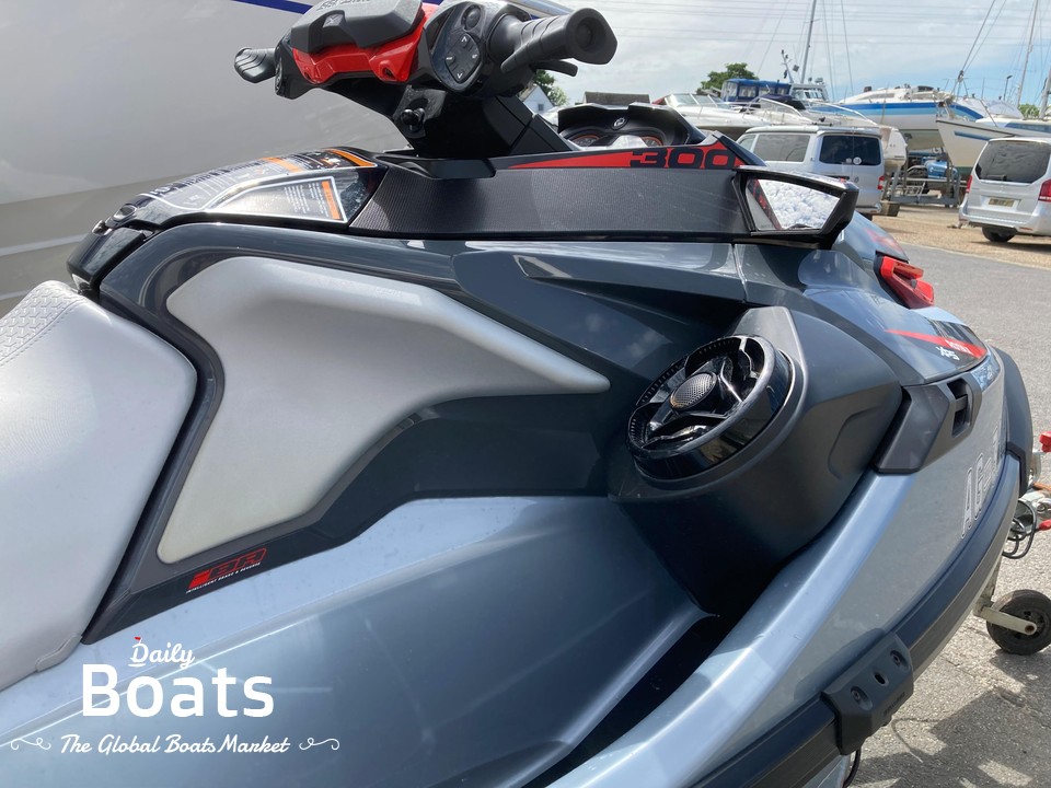 2018 Sea-Doo Rxt 300 for sale. View price, photos and Buy 2018 Sea-Doo ...