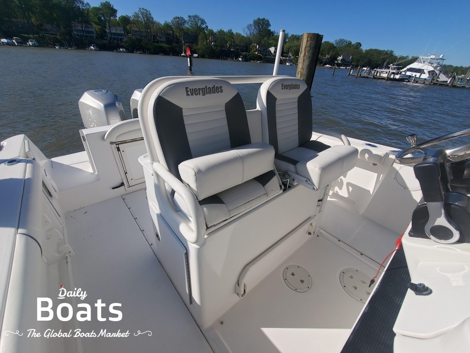 2006 Everglades 260 Cc for sale. View price, photos and Buy 2006 ...