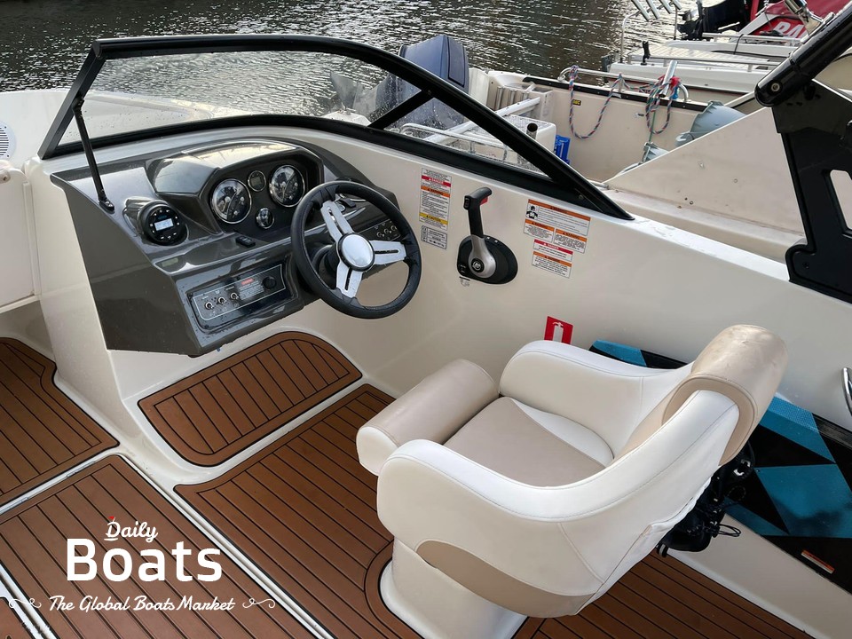 2020 Bayliner Vr5 for sale. View price, photos and Buy 2020 Bayliner ...