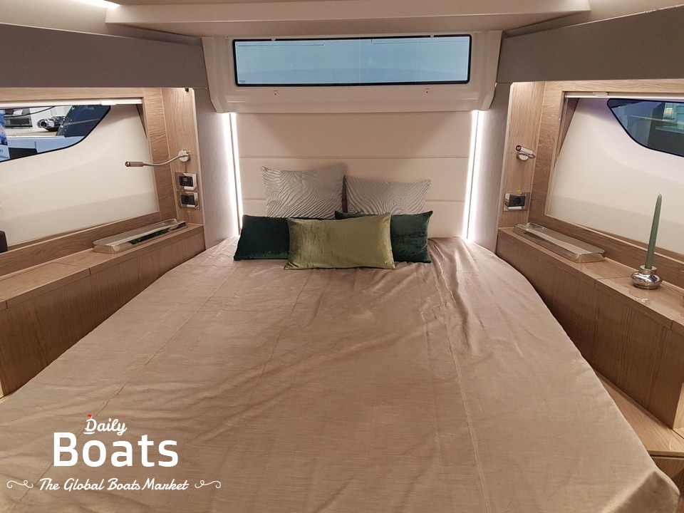 2019 Sealine C390 for sale. View price, photos and Buy 2019 Sealine ...