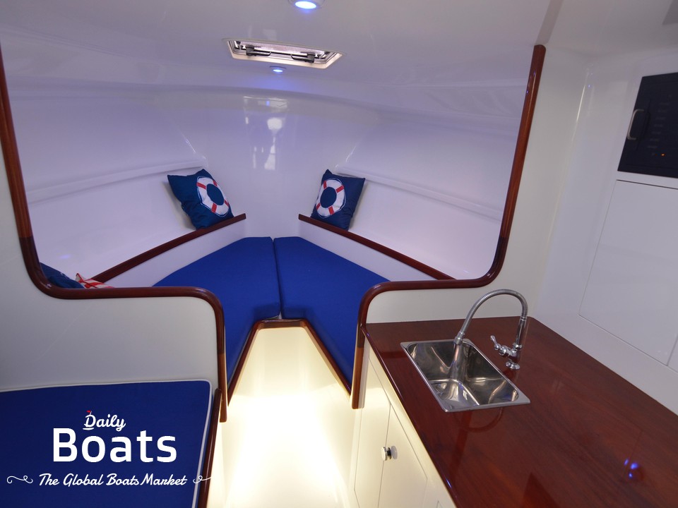 2018 Maverick Yachts Costa Rica 32 Custom Carolina Picnic Boat for sale ...