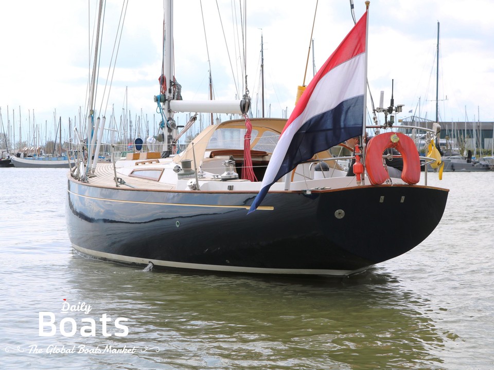 1975 Holman & Pye Philips 43 (By Philip Son) for sale. View price ...