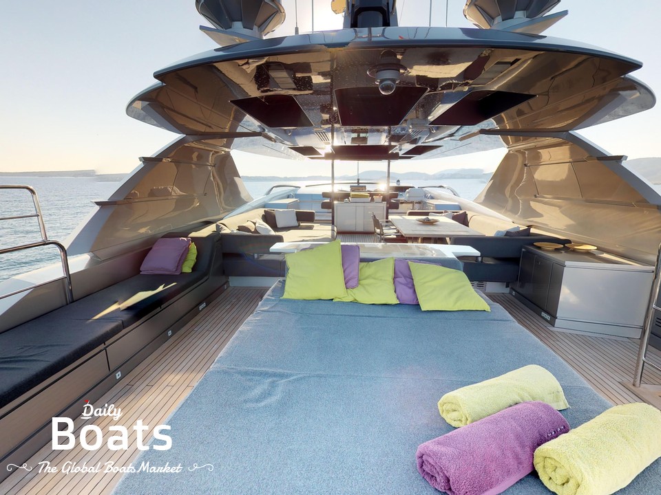 2012 Peri Yachts 37M for sale. View price, photos and Buy 2012 Peri ...