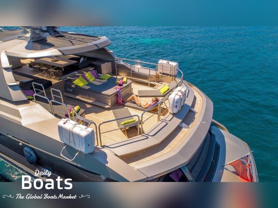 2012 Peri Yachts 37M for sale. View price, photos and Buy 2012 Peri ...