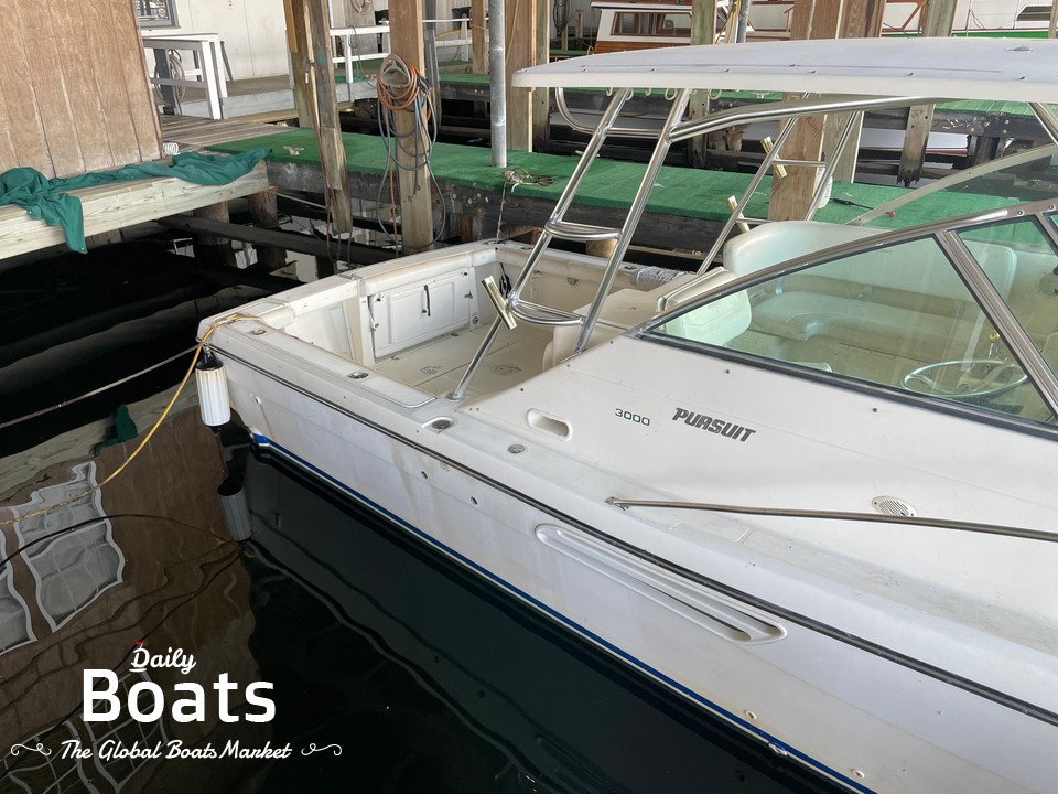 2001 Pursuit 3000 Express for sale. View price, photos and Buy 2001 ...