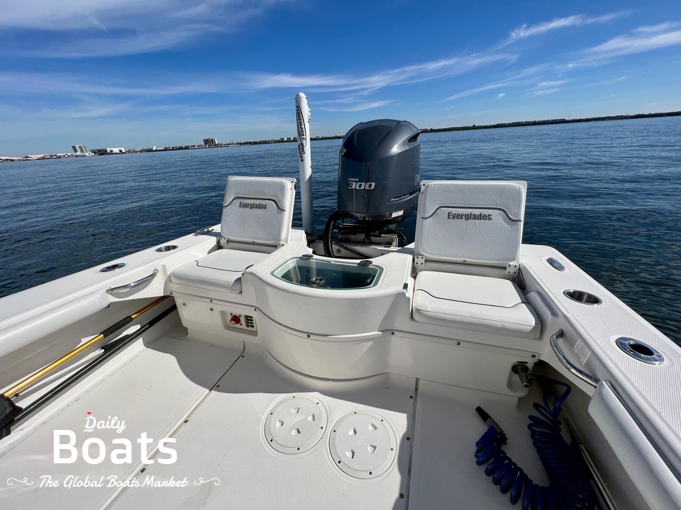 2007 Everglades 243 Cc for sale. View price, photos and Buy 2007 ...