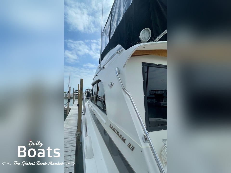 1988 Bertram 33 Flybridge Cruiser for sale. View price, photos and Buy ...