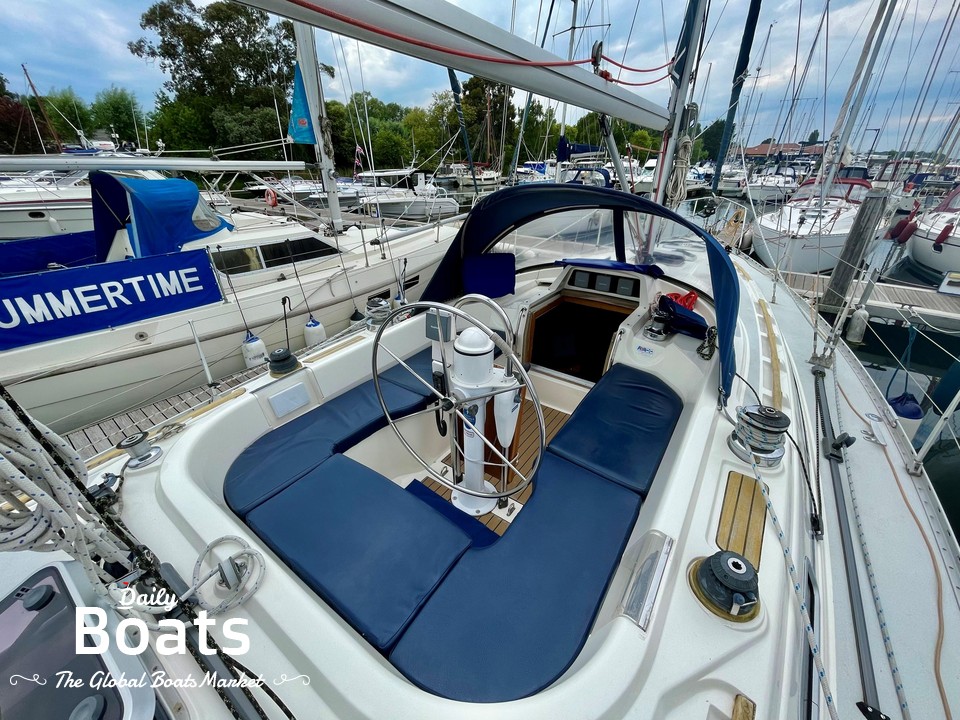 1992 Moody 38 Cc for sale. View price, photos and Buy 1992 Moody 38 Cc ...