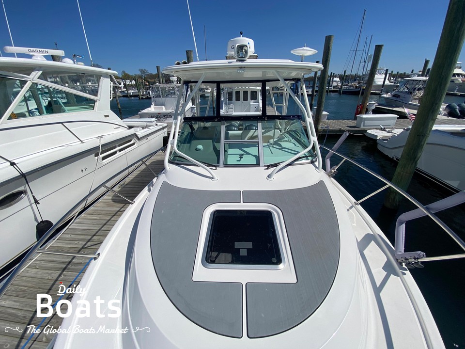 2018 Robalo R305 Walkaround for sale. View price, photos and Buy 2018 ...