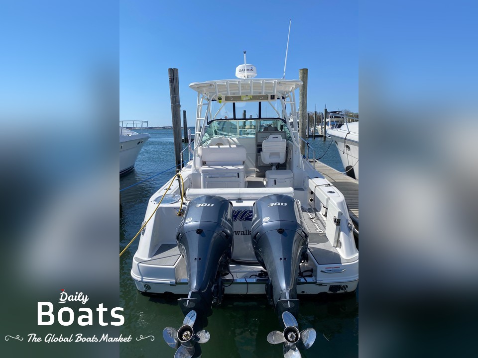 2018 Robalo R305 Walkaround for sale. View price, photos and Buy 2018 ...