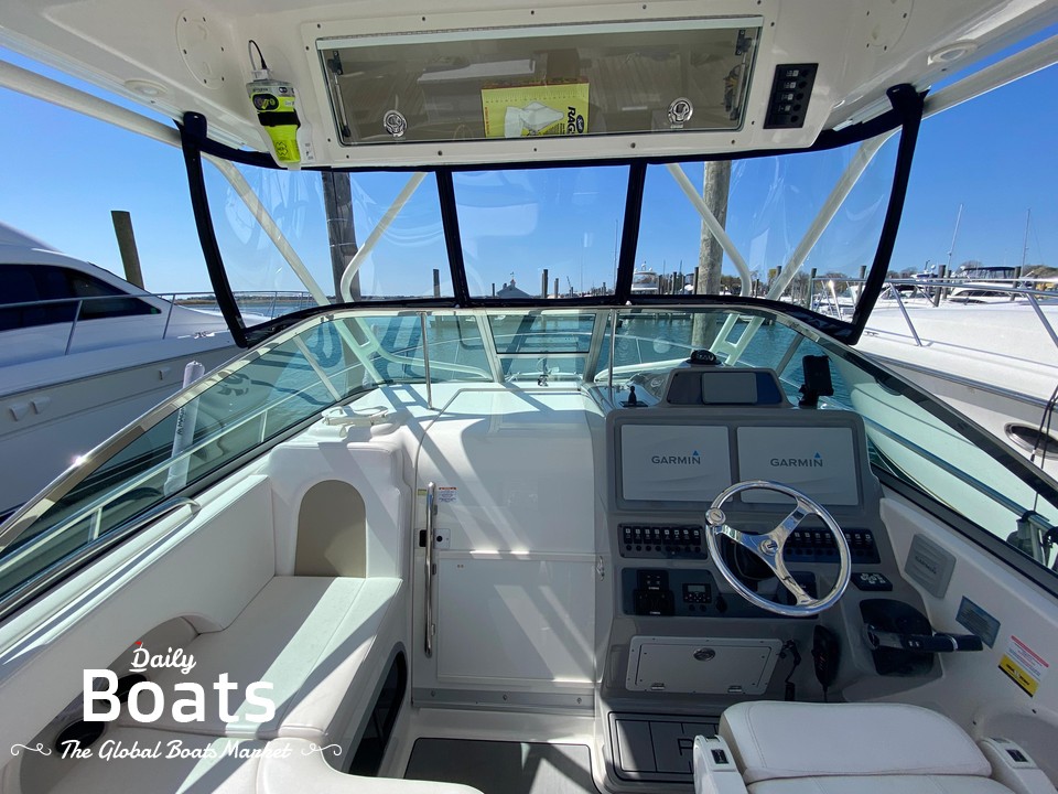 2018 Robalo R305 Walkaround for sale. View price, photos and Buy 2018 ...