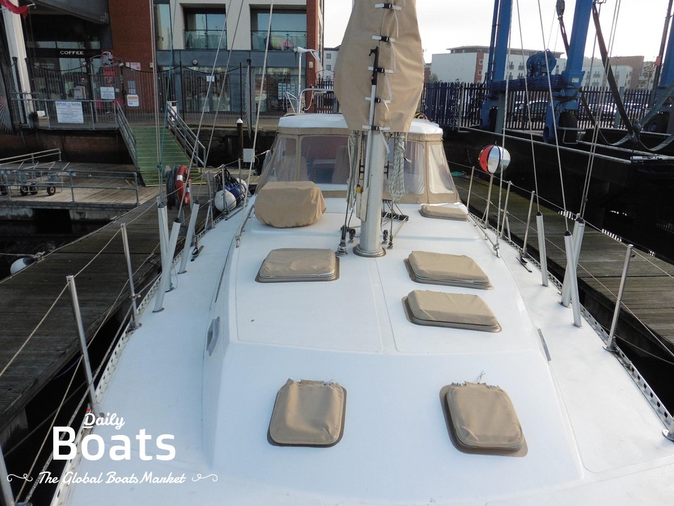 1986 Gulfstar 50 for sale. View price, photos and Buy 1986 Gulfstar 50 ...