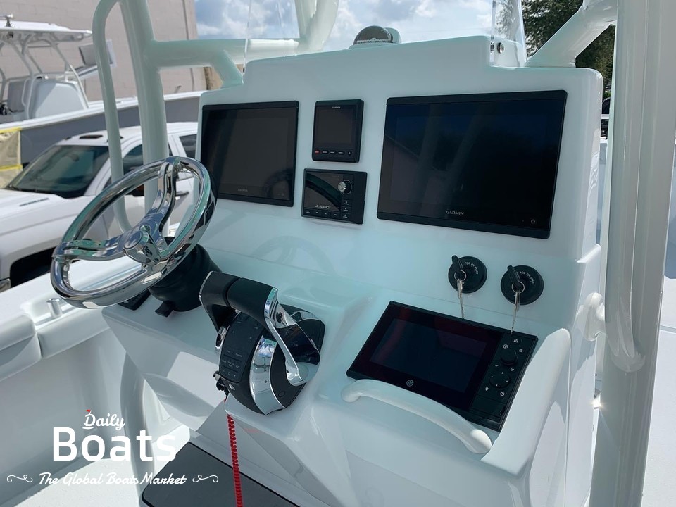 2021 Yellowfin 26 Hybrid for sale. View price, photos and Buy 2021 ...