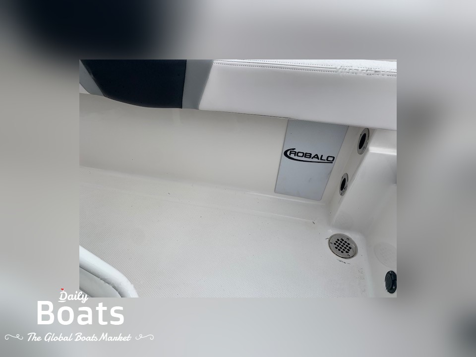 2020 Robalo 23 for sale. View price, photos and Buy 2020 Robalo 23 #294938