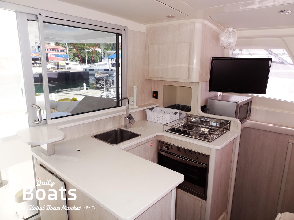 2015 Leopard 39 Powercat for sale. View price, photos and Buy 2015 ...