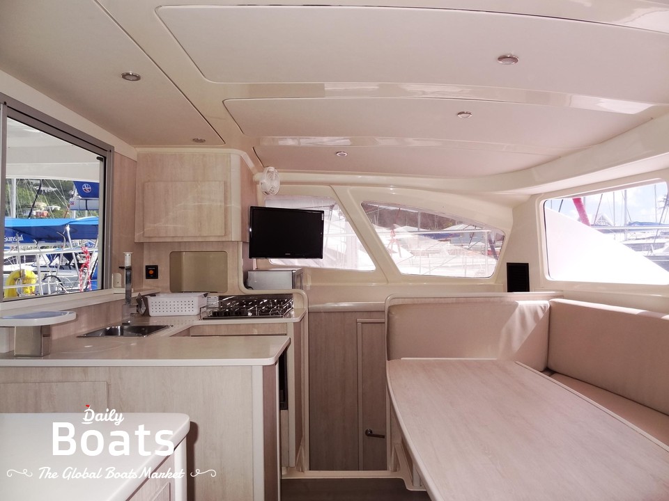 2015 Leopard 39 Powercat for sale. View price, photos and Buy 2015 ...