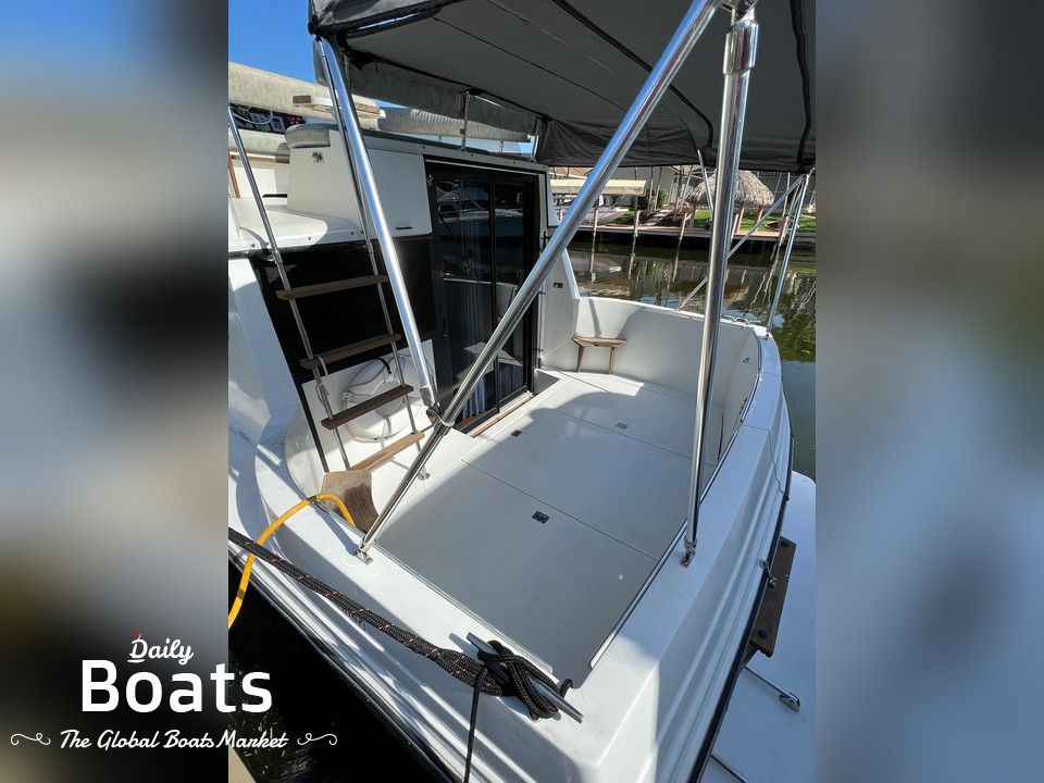 1987 Carver 28 Mariner / Voyager for sale. View price, photos and Buy ...