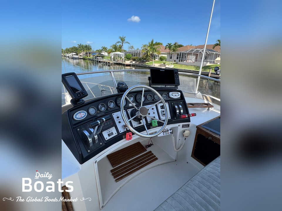 1987 Carver 28 Mariner / Voyager for sale. View price, photos and Buy ...
