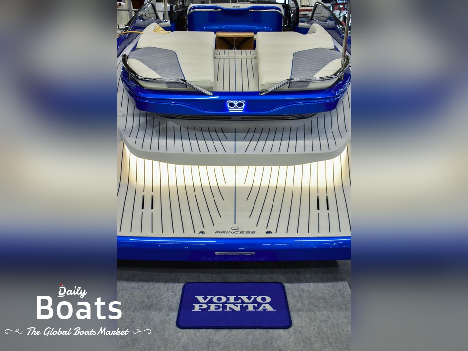 2020 Princess R35 for sale. View price, photos and Buy 2020 Princess ...