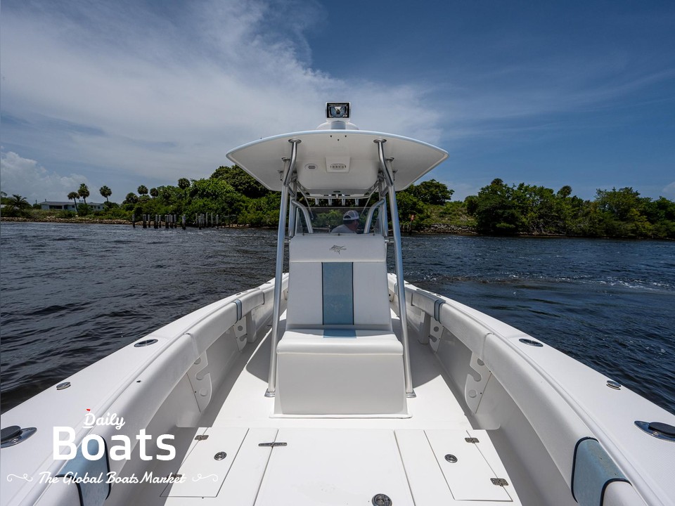 2013 Ocean Runner 2900 C/C Open Fisherman for sale. View price, photos ...