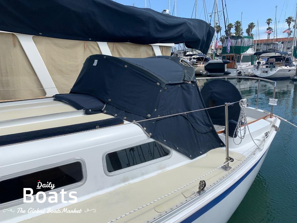 1977 Ericson 32-2 for sale. View price, photos and Buy 1977 Ericson 32 ...