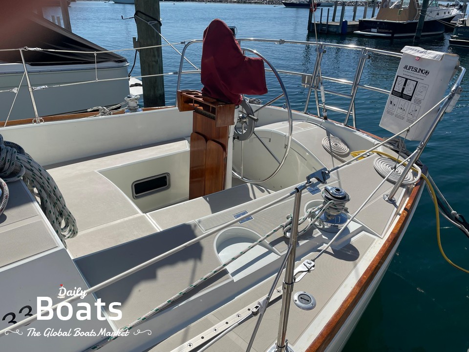 1986 CAL 33 for sale. View price, photos and Buy 1986 CAL 33 #295133