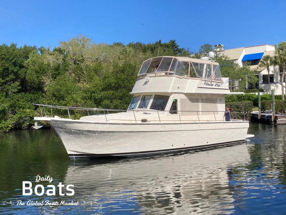 2007 Mainship 43 Flybridge Sedan Fast Trawler for sale. View price ...