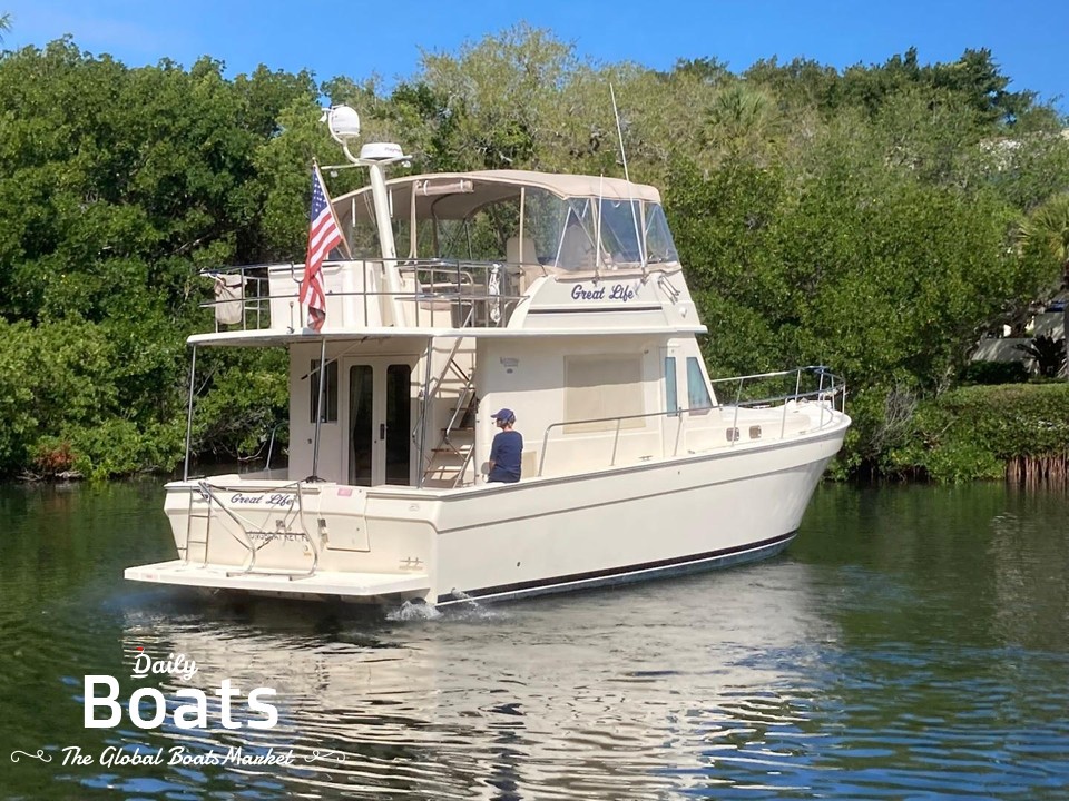 2007 Mainship 43 Flybridge Sedan Fast Trawler for sale. View price ...
