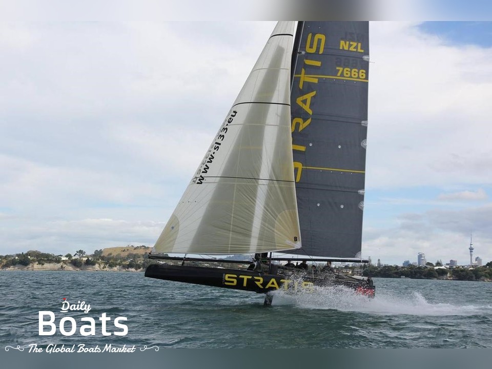 2012 Custom Sl33 Cat for sale. View price, photos and Buy 2012 Custom ...