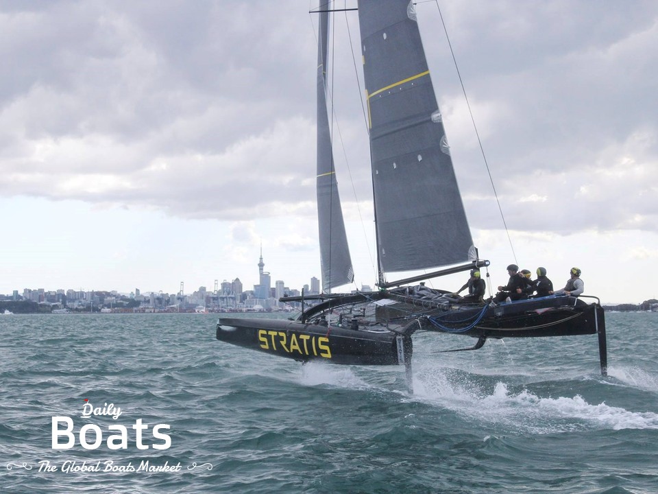 2012 Custom Sl33 Cat for sale. View price, photos and Buy 2012 Custom Sl33 Cat #295164