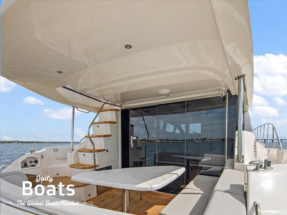 2017 Sea Ray 590 Flybridge for sale. View price, photos and Buy 2017 ...