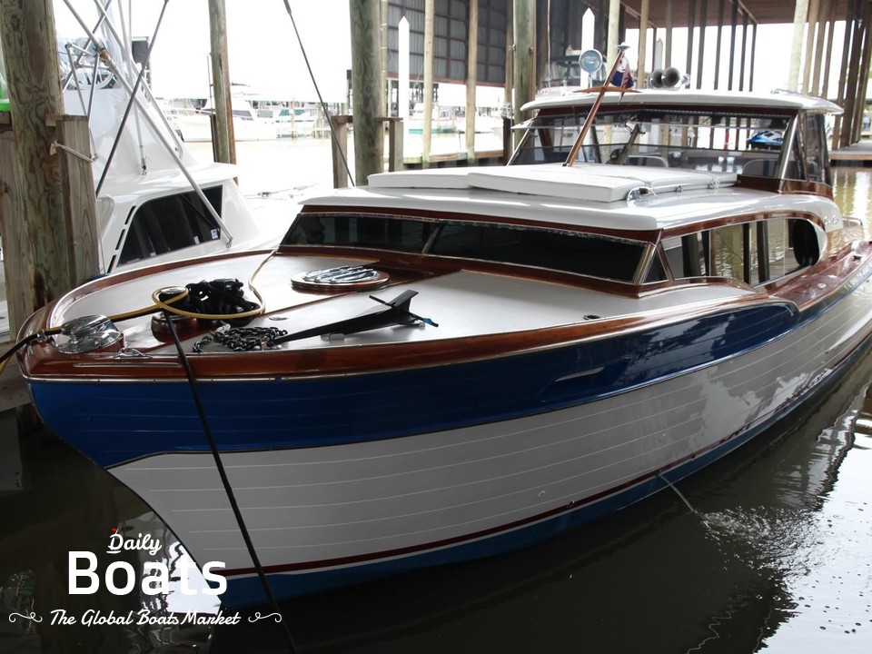 1957 Chris-Craft 32 Vintage Express Cruiser for sale. View price ...