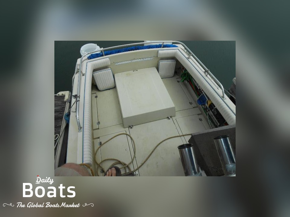 1987 Skipjack Flybridge 25 for sale. View price, photos and Buy 1987 ...