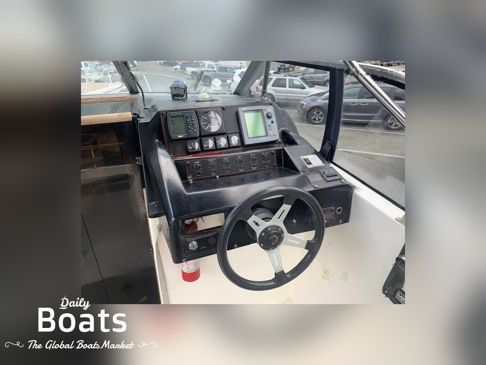 1990 Bayliner 2655 Ciera for sale. View price, photos and Buy 1990 ...