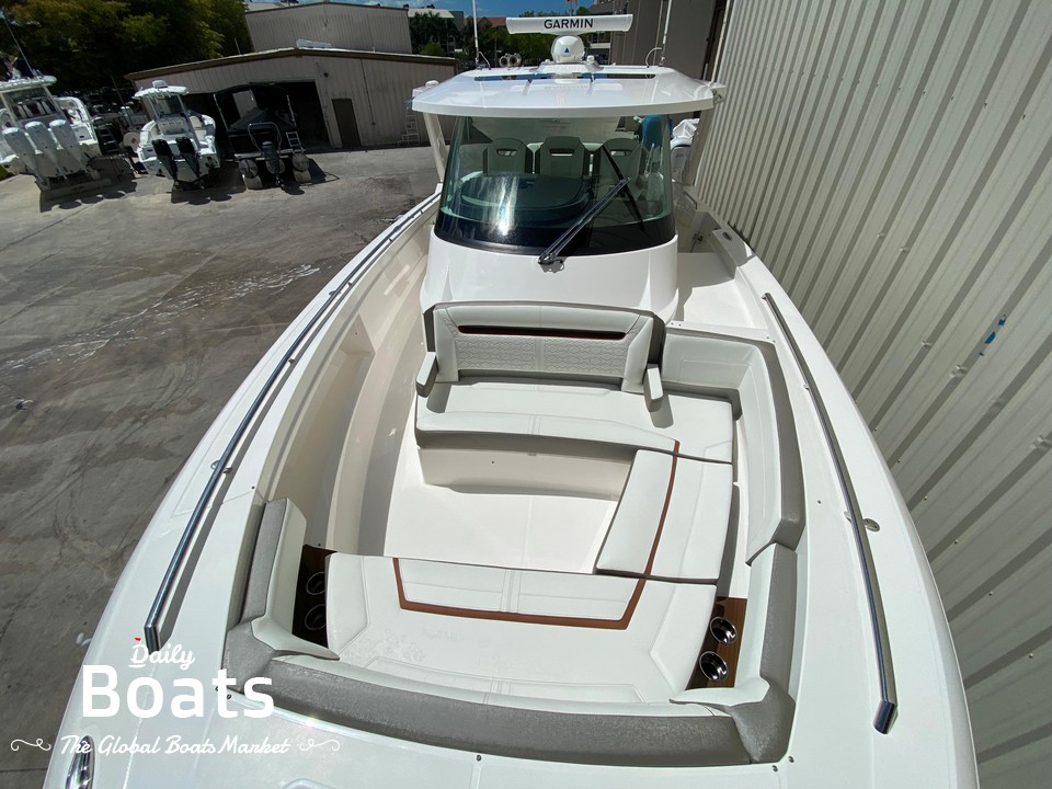 2022 Tiara Sport 38 Ls for sale. View price, photos and Buy 2022 Tiara ...