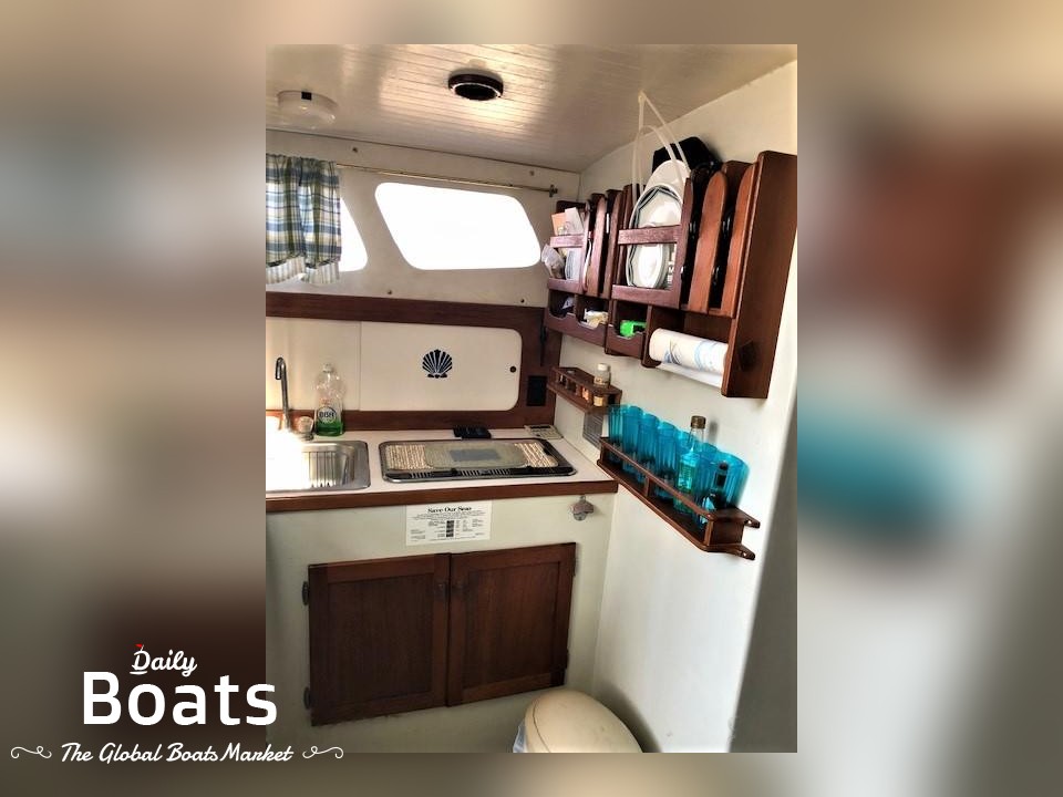 1980 Dyer 40 Express Cruiser for sale. View price, photos and Buy 1980 ...